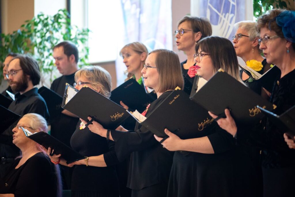 About the Choirs - A Joyful Noise Choir